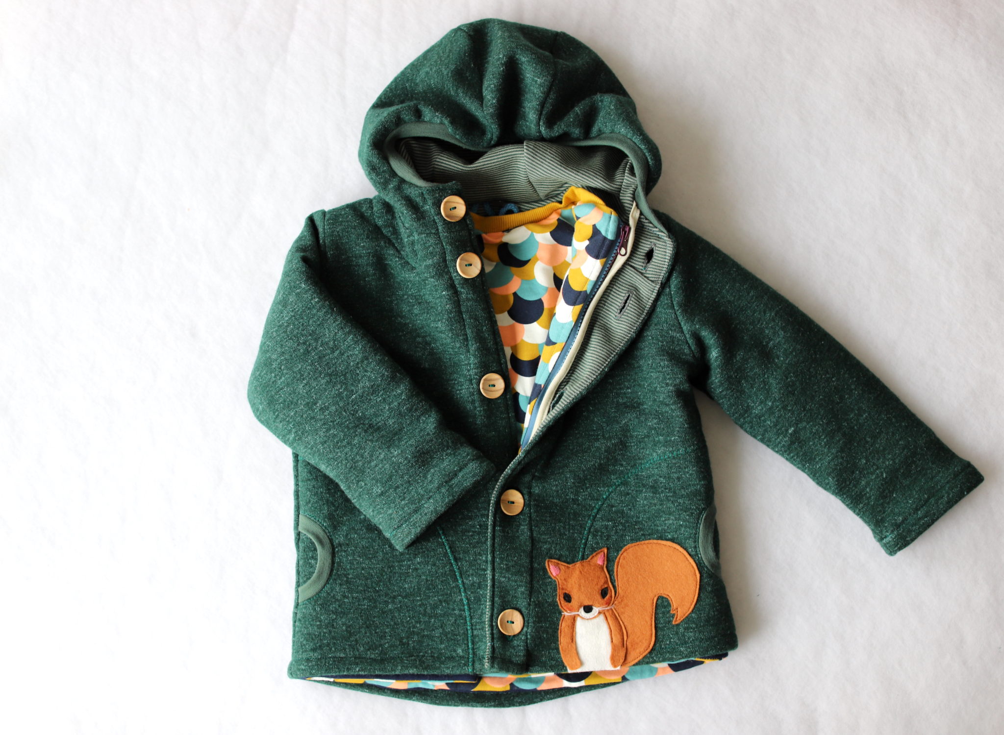 Zip-In Winterjacke aus Wolle-Hanf-Walk mit Applikationen - Lila wie Liebe